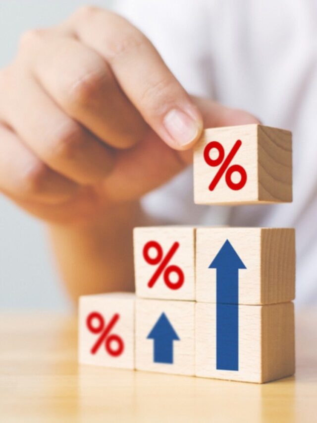 SUPER QUARTA: saiba como se proteger com a alta ou a queda dos juros